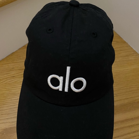 ALO Yoga | Accessories | Alo Yoga Off Duty Cap | Poshmark